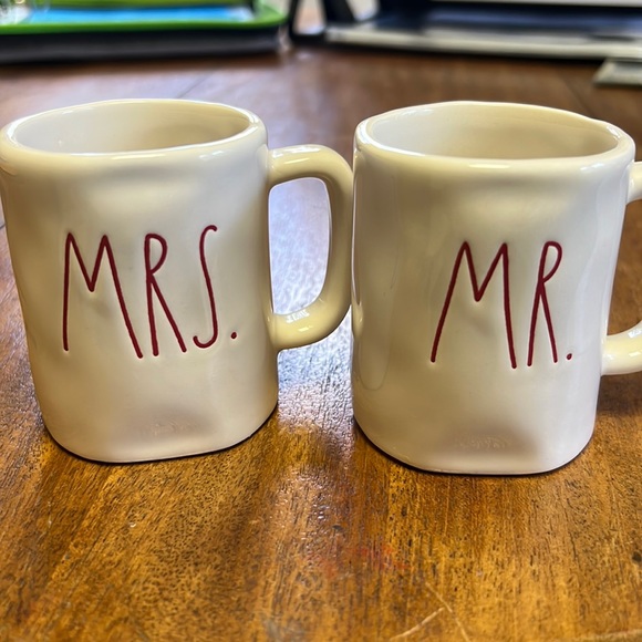 Rae Dunn | Holiday | Rae Dunn Mrs Mr Holiday Mugs | Poshmark